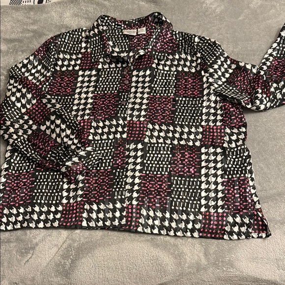 Allison Daley | Tops | Allison Daley Black And Pink Blouse With Stylish ...